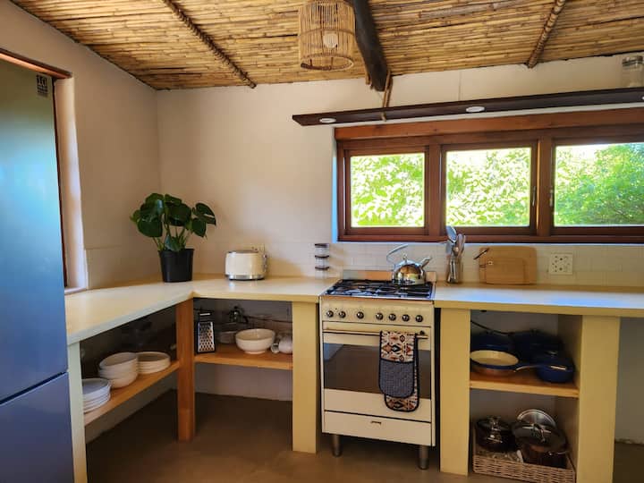 Stylish Barn Cottage Farm Stay + Fireplace - Cape Town