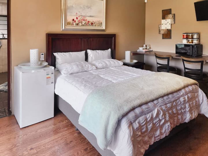 *Cosmos En-suite | Fast Wi-fi | Netflix | Secure* - Middelburg