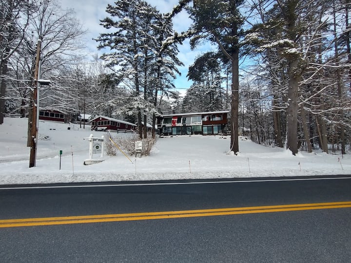 Lodge At Birchwood Cottages, Loon Lake Chestertown - Adirondack, NY