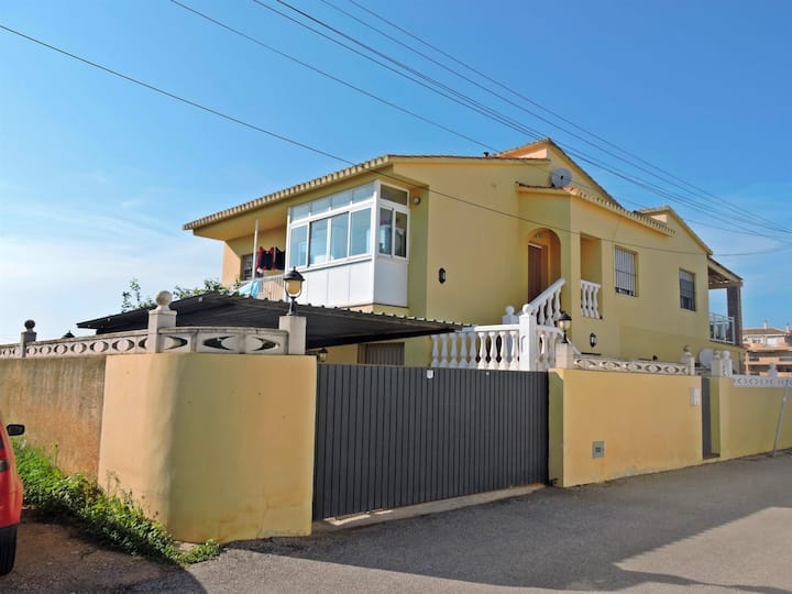 Casa Con Piscina Privada Climatizada Junto Al Mar - Pedreguer