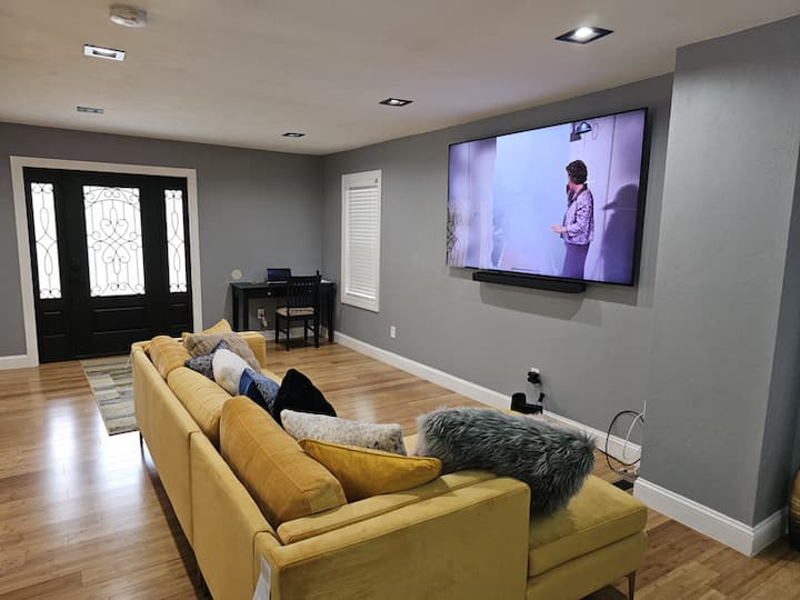 Lavish 4 Bed House In Worcester - Worcester, MA