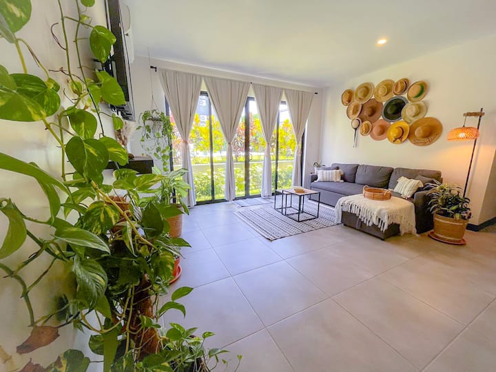 Boho Apt. 5 Min-sjo Airport•wi-fi • Walk To Mall -