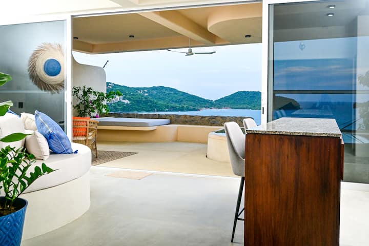 Votre Paradis Privé. "La Tortola" Villa - Zihuatanejo