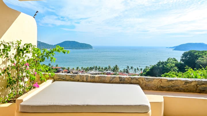 Votre Paradis Privé. "La Tortola" Villa - Zihuatanejo