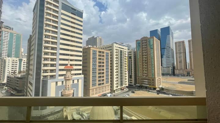 Furnished 2 Bhk In Sharjah - Charjah