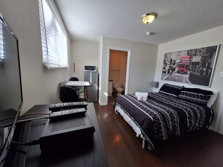 Superbe Studio Meublé - Hull (119-2) - Ottawa