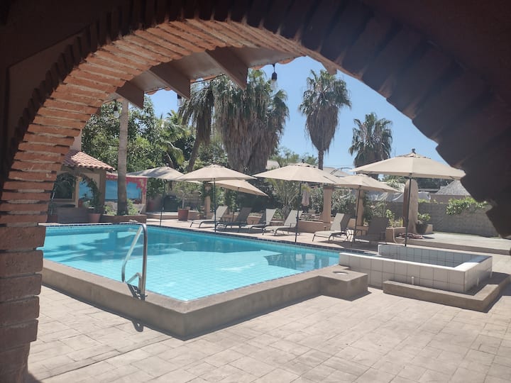 Private Suite Close To Beach/main Plaza/malecon - Loreto