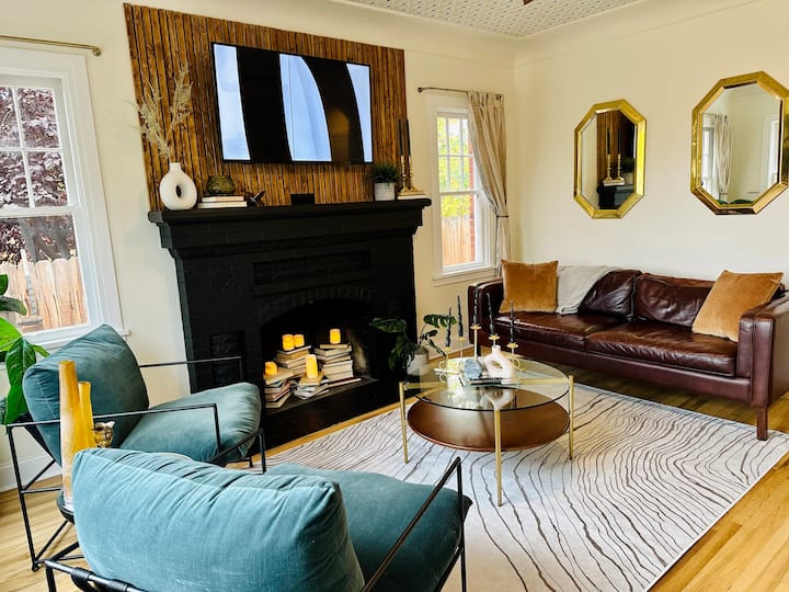 Cozy Midcentury Midtown 2br/1bth - Reno, NV