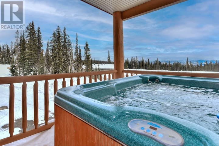 Remarkable Ski In/ski Out 3bdrm Big White Townhome - Big White Ski Resort, BC