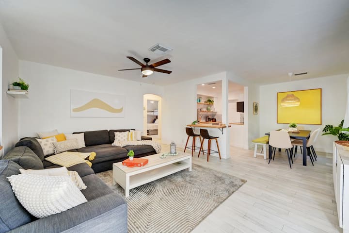 Enchanting 2br/1ba Casita 2 Blocks To Beach - Boca Raton, FL