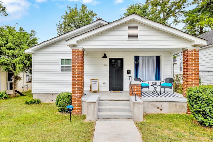 Woodlawn's Vibrancy: 3 Min To Birmingham Airport - Birmingham, AL