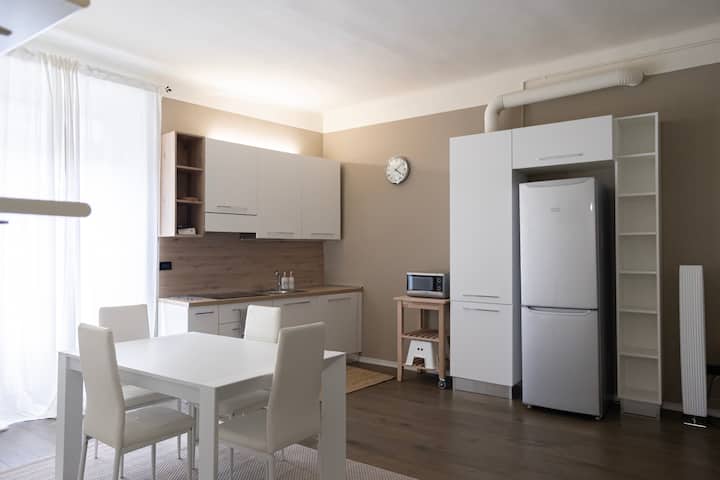 Elegante Bilocale In Zona Risorgimento - Mailand