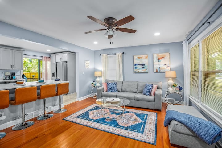 3 Bdrm Close To Downtown High Point & Dog Friendly - High Point University, High Point