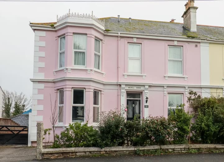 Fab Falmouth Big Holiday House - Cornwall
