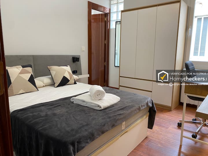 | Habitación-suite 5 | Baño Privado | Smarttv | - Salamanque