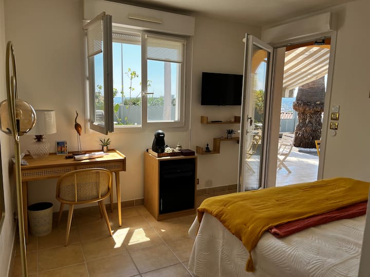 Chambre Calme Accès Privé Avec Vue Mer & Piscine - Cagnes-sur-Mer