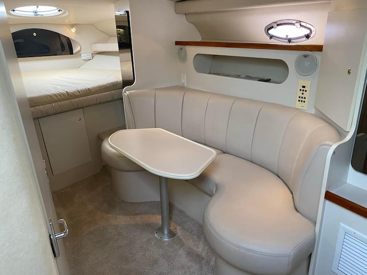 31ft Luxury Yatch - Southampton, UK