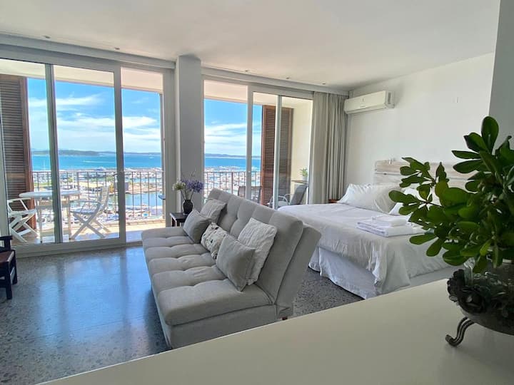 Lovely,new Studio Facing The Port - Uruguay