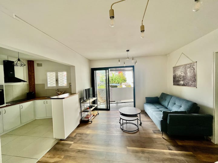 Joli T2 Avec Terrasse Et Parking - Saint-Denis, La Réunion
