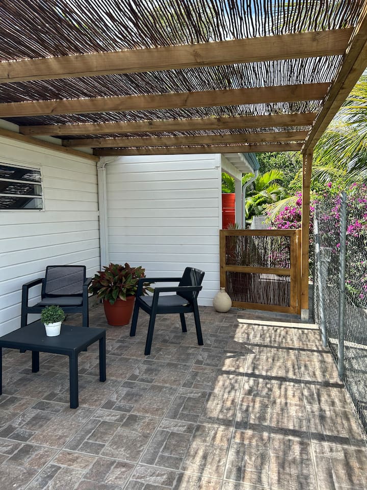 Charmant F3 Calme Et Rayonnant - Guadeloupe