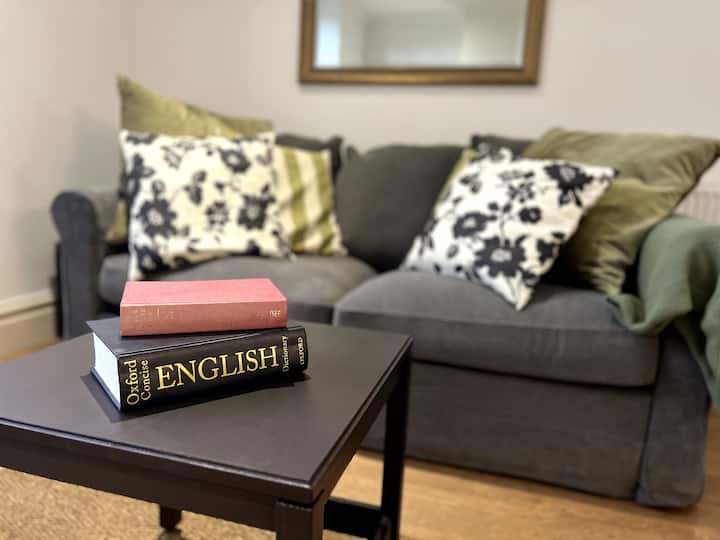 Modern 1-bed Apartment | Free Parking | Melton - Melton Mowbray