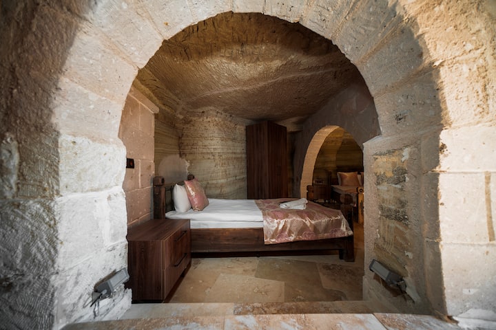 Kamelya 10- Cave Triple Room - Cappadocia