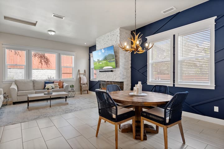 Sweet Escape | Hot Tub | Firepit | Den | Dogs Ok - Flagstaff, AZ