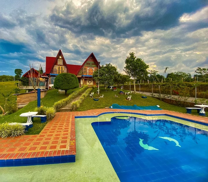 Maravilloso Y Tranquilo Chalet - Armenia, Colombia