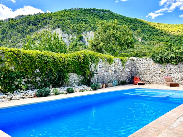 Lavender Room Bed And Breakfast - Nyons