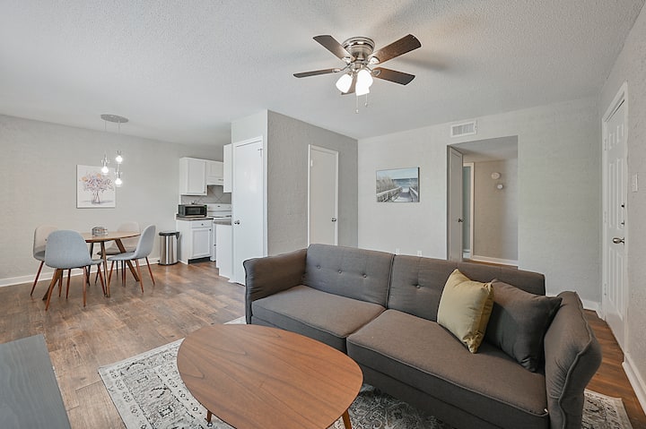 Pine Ride Squad - C - Santa's Wonderland, College Station