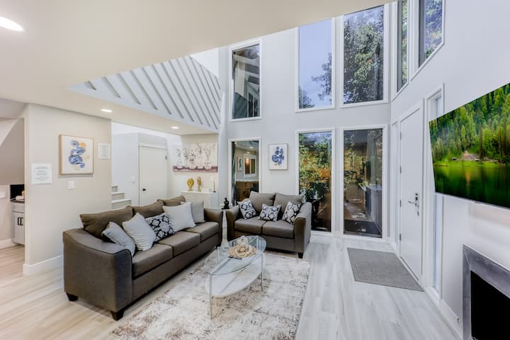 491-luxury Home W/ Ac & Patio Near Meta & Stanford - Atherton, CA