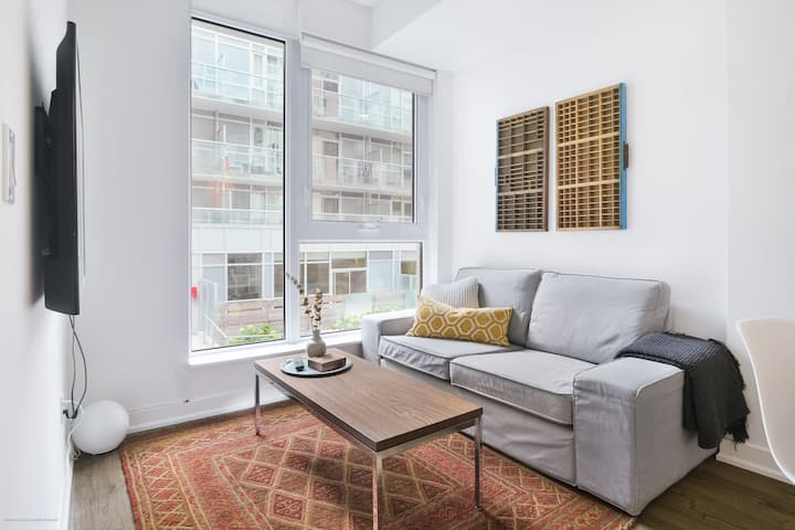Condo In Downtown Toronto - Mississauga