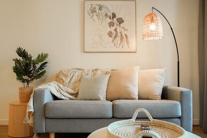 Neo200 - Sophisticated 2bed Cbd Apt With Parking - Melbourne