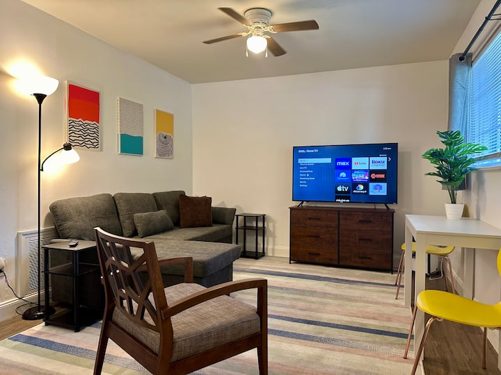B In1 Bed Downtown Near Hospitals - Columbus, OH