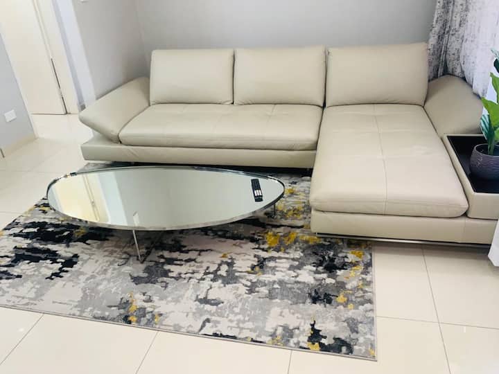 The Hide In Roodepoort-montaque - Krugersdorp