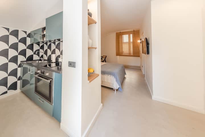 Es Suites - Studio Avec Cuisine -Centre Historique - Nápoles