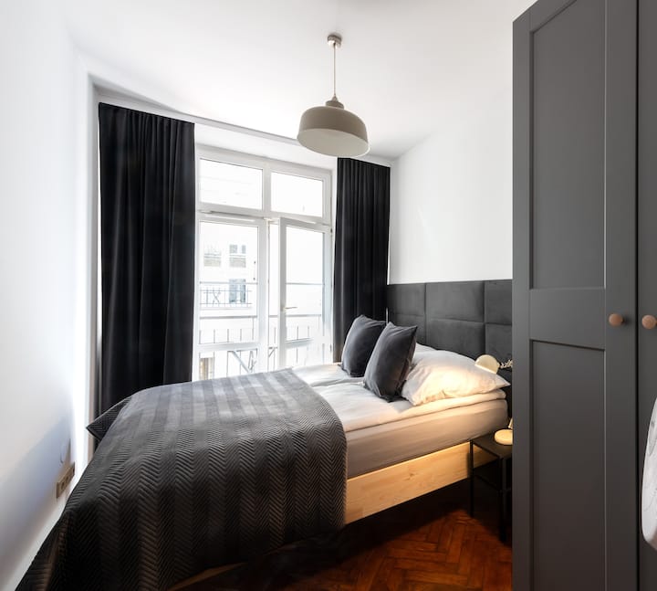 Homely 1-bedroom Apartment On Main Square Old Town - クラクフ