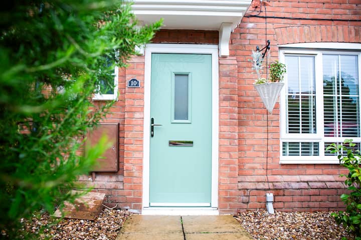Poet's Rest | Garden Patio, Parking - Stratford-upon-Avon