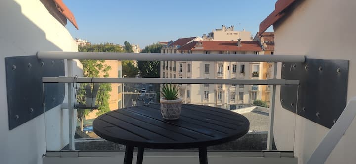 Studio Cosy Côté Sud Avec Balcon Ensoleillé - Nizza