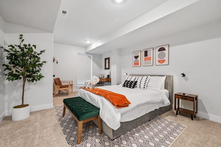 The Mr. Rogers Room | Private Room On Arch Street! - Pittsburgh, PA
