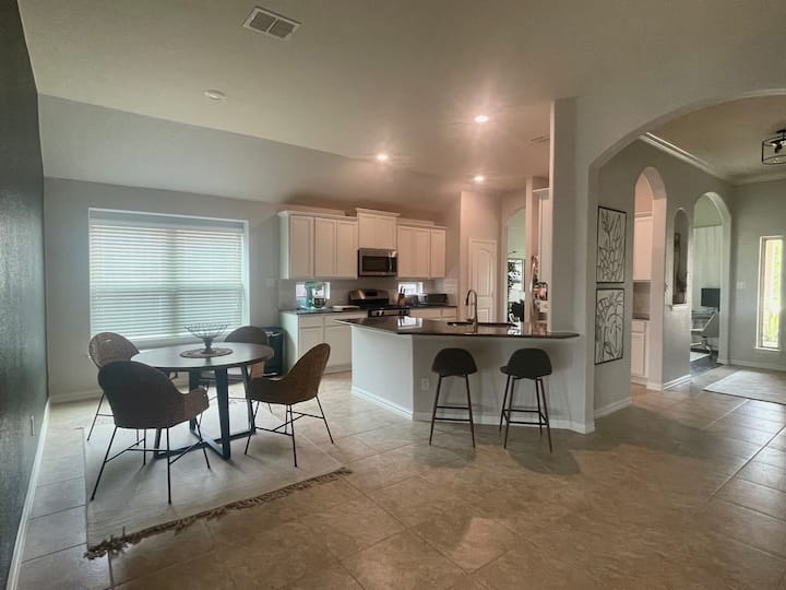South Austin 3 Bedroom Home - Kyle, TX
