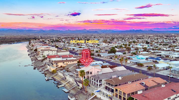 Bullhead City Riverfront Home With Dock! - Laughlin, NV