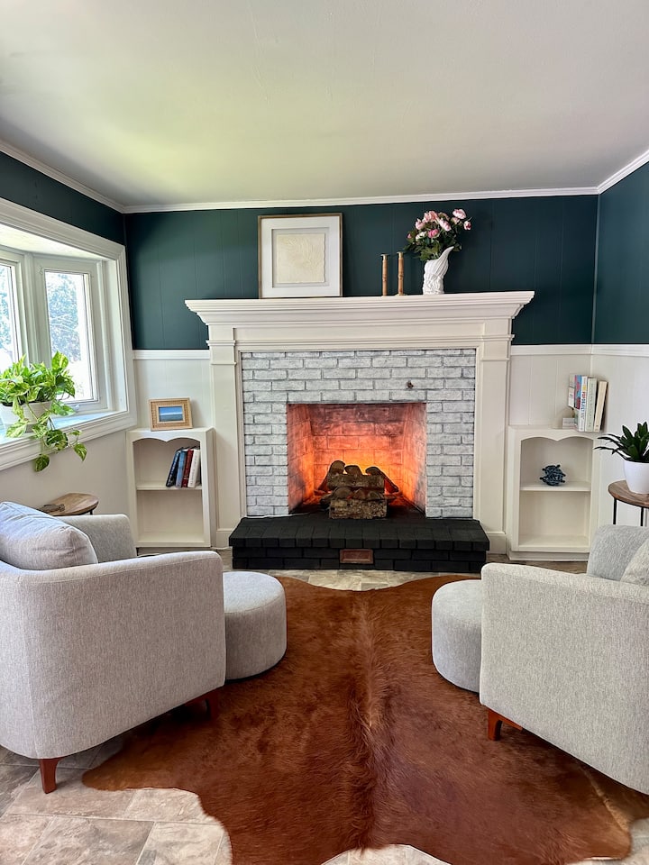 Comfortable Cape House In E. Falmouth - Falmouth, MA