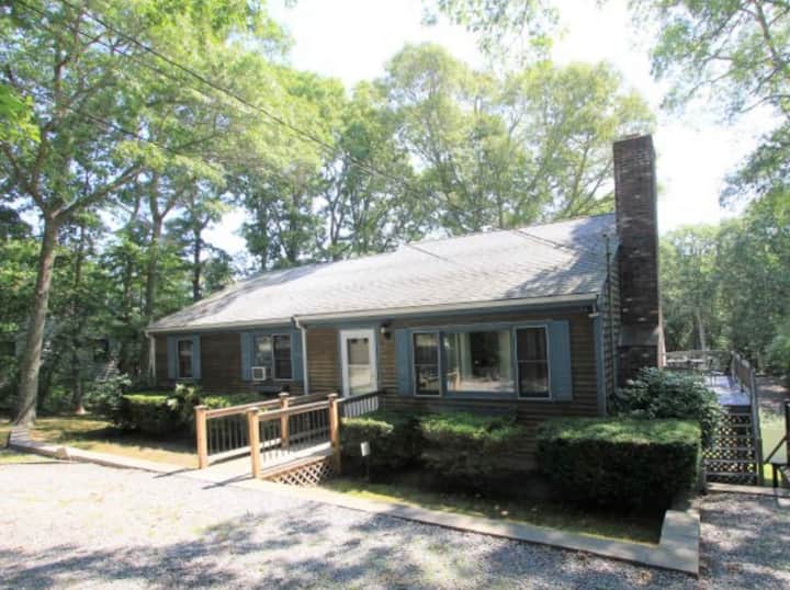 Peaceful Escape Near Downtown+shopping+beach - Falmouth, MA