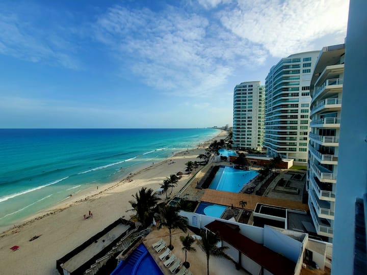 Beautiful Room Facing The Caribbean Sea - Cancún