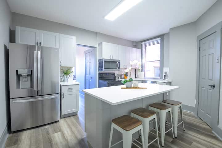 Convenient Covington Apartment - Cincinnati, OH