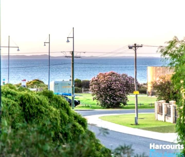 Beautiful Beach Getaway! - Rockingham