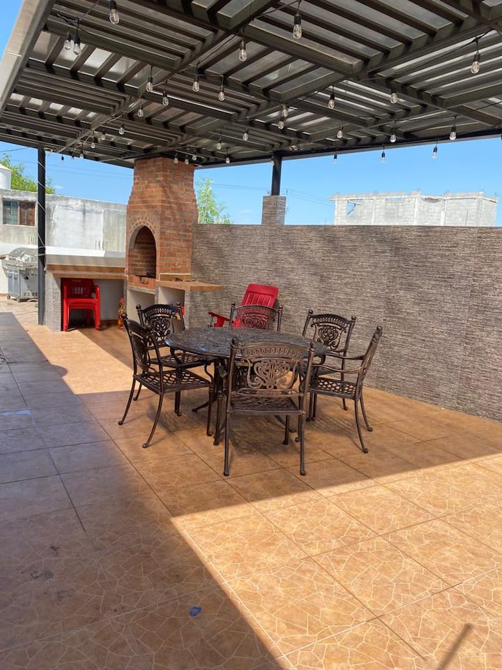 Bonita Casa En Zona Huinala - Aereopuerto - Jalisco