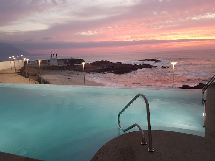 Departamento Iquique Playa Huantajaya - Iquique