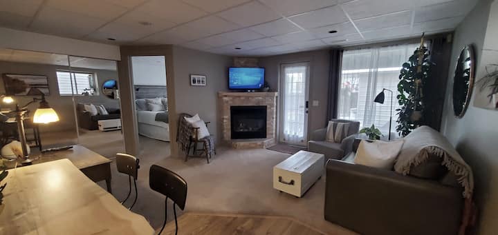 Mountain/city Adventure Suite In Calgary-sleeps 5 - Calgary